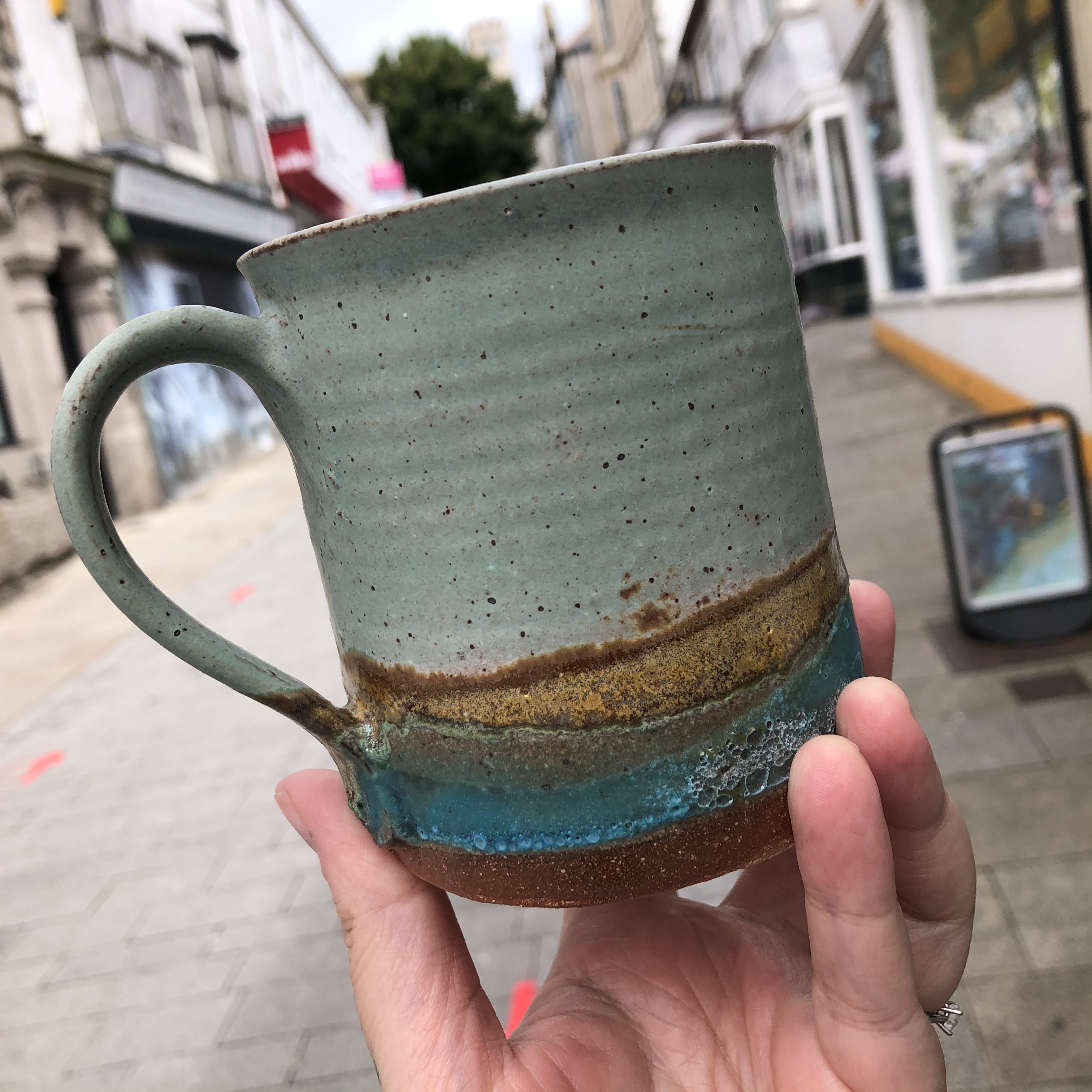 ceramic-mugs